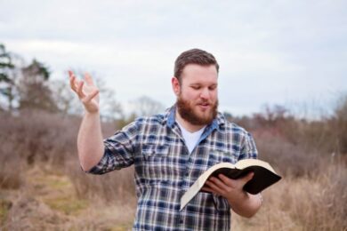 Estudo sobre Timóteo: 5 Lições da história do cooperador de Paulo